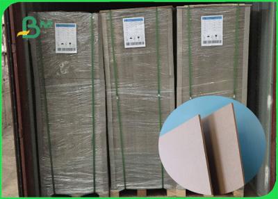 China 2.2mm Recycled Pulp Moisture Resistance Colored Grey Chipboard For Packing for sale