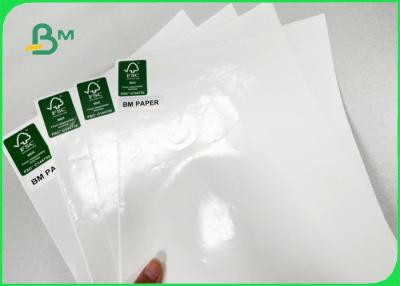 China 100gsm White Kraft Paper With 10gsm Oil Resistant PE Bleached Kraft Paper In Roll for sale
