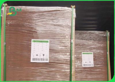 Cina bordo della fodera di 60 * 86cm in strato 150gsm - 400gsm Brown Kraft per le scatole o le borse in vendita