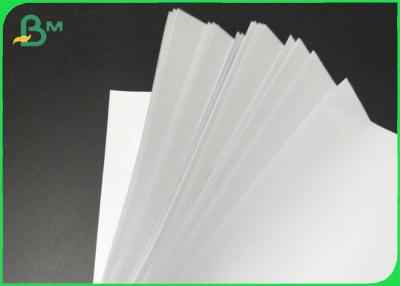 Cina Buon materiale giallo di verde 180g/300g di Bristol Paper di stabilità di colore in vendita