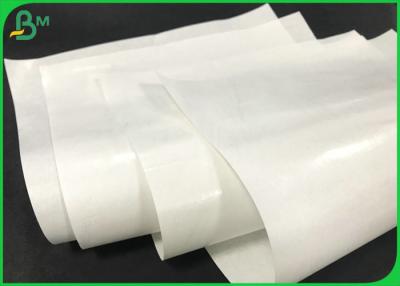 China Food Packing 40 grs + 10g PE White Color Bleached Kraft Paper With Poly Laminated for sale