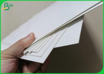 China 100% Virgin Pulp Smooth Surface 1MM 2MM Thick Solid Bleached Sulfate For Hybrid Package for sale