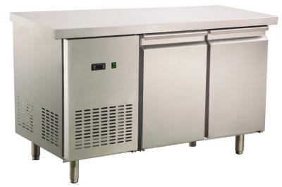 China Professional 225L Table Top Refrigerator For Restaurant , Commercial Under Counter Fridge for sale
