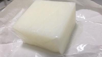 Cina I blocchetti solidi adesivi di gomma PSA del cuscino della colata calda del materasso incollano APAO inodoro in vendita