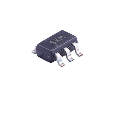 Cina MIC5504-3.3YM5-TR in vendita