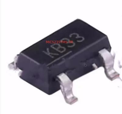 Cina MIC5235YM5-TR in vendita