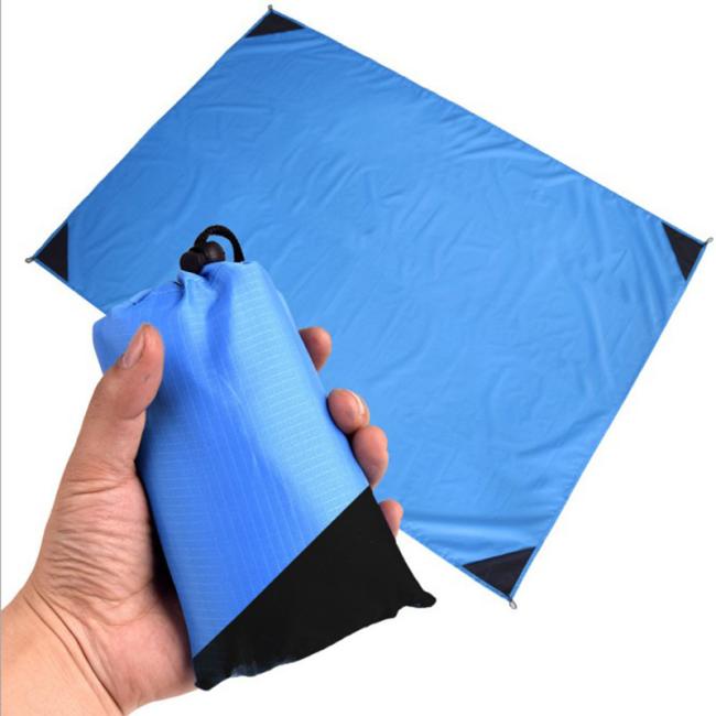 Custom Outdoor Lightweight Portable Beach Mat Waterproof Pocket Camping Picnic Blanket