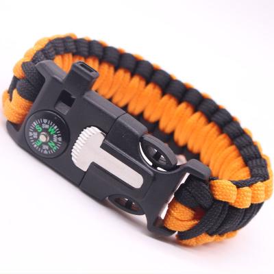 Cina Outdoor Emergency Fire Starter Paracord Survival Bracelet per il backpacking in vendita