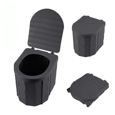 Cina Richiesta personalizzata US Campeggio all'aperto Toilet pieghevole in plastica portatile per viaggiare in vendita