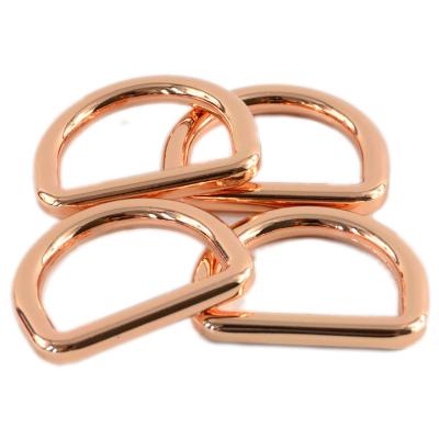 China 25 mm geschweißte D-Ring-Hundeleine mit Metallring und Chrombeschichtung in Rosa Gold zu verkaufen