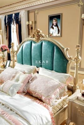 China Antique Luxury Wooden Frame Design Upholstered Leather Carving King Size Bed for sale