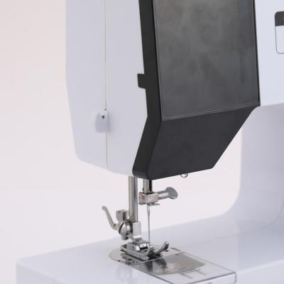 Cina UFR-737 Domestica Multifunzionale Overlock Mini macchina da cucire Compatta e versatile in vendita