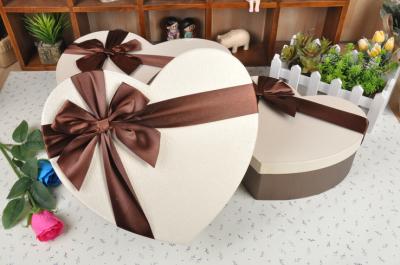 China Custom Heart-Shaped Gift Box with Luxury Satin Ribbon Bow - OEM/ODM Customizable Packaging Box for sale