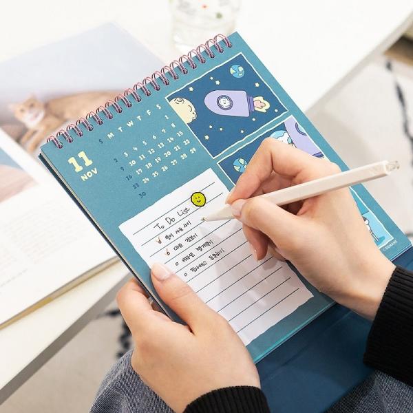 Quality Cartoon Animal Illustrated Desktop Stand-Up Calendar With Wire-O Binding for sale