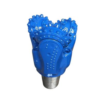 中国 よくハード ロックのための穴あけ工具IADC637 TCIのトリコーンビットを使用された深い石 販売のため