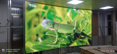 Cina Schermo dell'interno Live Broadcast di colore pieno del modulo P1.86 dello schermo di multimedia LED Digital in vendita