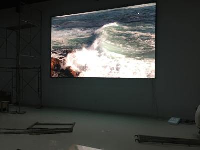 Cina Centro dell'interno di sicurezza del monitoraggio del quadro comandi di colore pieno di Dot Pitch 1.875mm LED in vendita