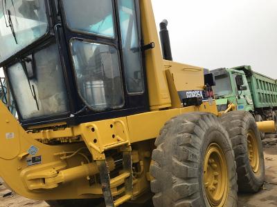 China Gd825a de Gebruikte van de de Motornivelleermachine van KOMATSU Macht van de de Schulpzaag Beschikbare 280hp Motor Te koop