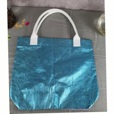 China Multi-color Large Capacity Bright Leather Ladies Luxury Handbag for Fashionistas for sale