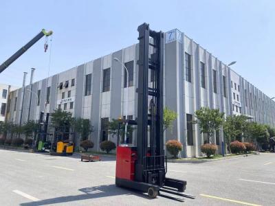 China 2.5 T Load Capacity Seated Pallet Stacker With 48V 500AH Battery for sale