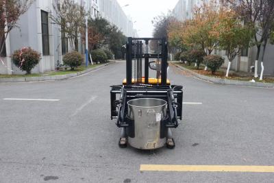 Cina Electric Stacker Forklift Truck  for Gripping  Drum Clamping Weight 300 KG Lifting Height 2000 mm in vendita