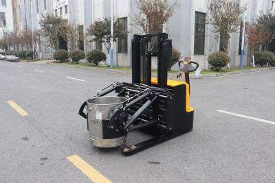 Cina Electric Stacker Forklift Truck  for Gripping  Drum Clamping Weight 300 KG Lifting Height 2000 mm in vendita