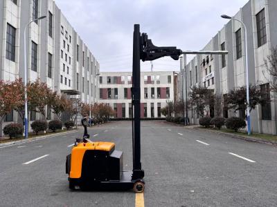 Cina Rated Load 600 kg Non Standard Gas Expansion Axle Counter Balance Forklift Truck Stand Model Lifting Height  3000 mm in vendita