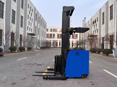 Cina Batteria al litio Camione elevatore elettrico a doppia portata di 1,5 tonnellate adatto per il deposito ad alta densità in vendita