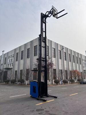 Cina Batteria al litio Camione elevatore elettrico a doppia portata di 1,5 tonnellate adatto per il deposito ad alta densità in vendita