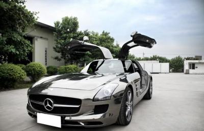 China Red Chrome Vinyl Car Wrap for sale
