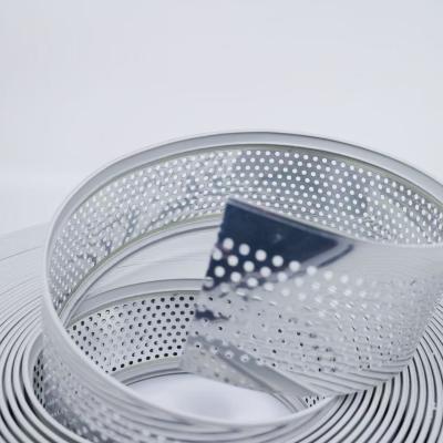 China 10 mm geanodiseerd aluminiumbedekking voor superieure randbescherming en afwerking Te koop