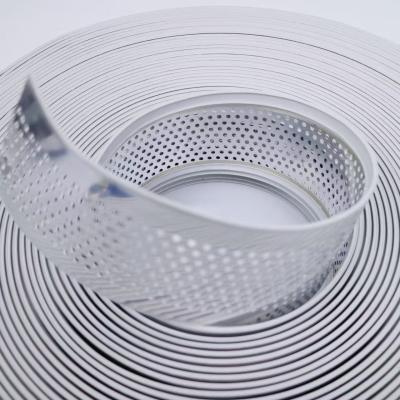 China 10 mm geanodiseerd aluminiumbedekking voor superieure randbescherming en afwerking Te koop