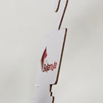 Cina Etichetta su ordinazione dell'esposizione del gancio del cartone della carta da stampa di logo per la sciarpa di seta dei legami in vendita