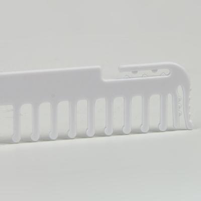 Cina Logo stampato su ordinazione della biancheria dei ganci della gruccia per vestiti femminile di plastica bianca della biancheria intima in vendita