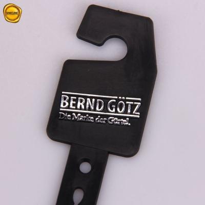 China 35x140mm personalizou ganchos plásticos pretos personalizou densamente à venda