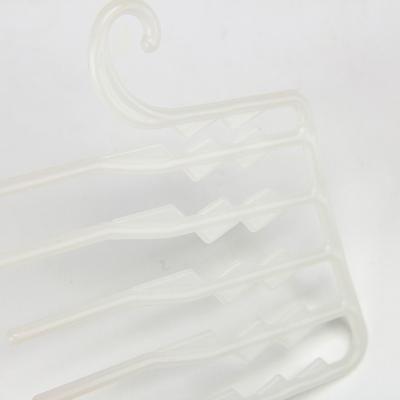 Cina Logo Printed Plastic Suspender Hanger per i calzini e la biancheria intima in vendita