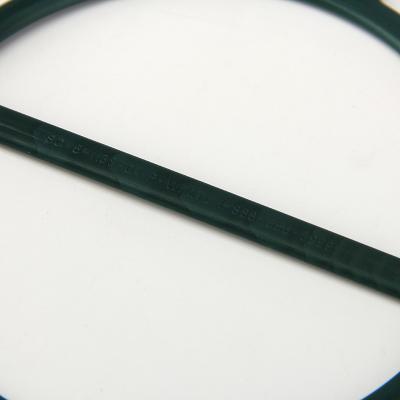 Cina Il colore verde intorno ai ganci di plastica della sciarpa ha personalizzato Logo For Retail Store in vendita