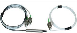 중국 케이블 직경 0.9mm 및 회전 각 45° 또는 90°를 갖춘 1x2 DWDM 장치와 무선 연결 판매용