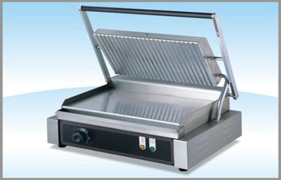 Cina Attrezzatura commerciale 1.8kw, macchina di snack bar della cucina della griglia di Panini di 5 rulli in vendita