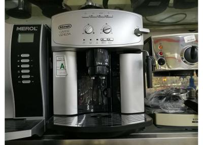 Cina Attrezzatura automatica di snack bar del creatore del caffè espresso/cappuccino della macchina commerciale del caffè di DeLonghi in vendita