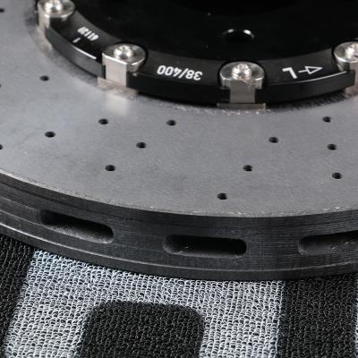 Cina Dischi ceramici a carbonio per freni HEUR per Tesla modello X - 400x38mm Set anteriore in vendita