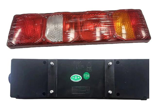 Sinotruk HOWO A7 Rear Tail Lamp Wg9925810002/Wg9925810001 LED Light