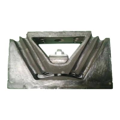 Cina Parti del sistema di guida delle ruote Sinotruk HOWO Motore del camion Montaggio di gomma di supporto Az9725590031 in vendita