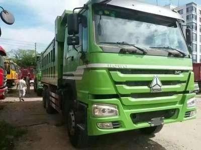 China Radial Tire Design Sinotruck HOWO 6X4 Dump Truck for Your Requirements for sale