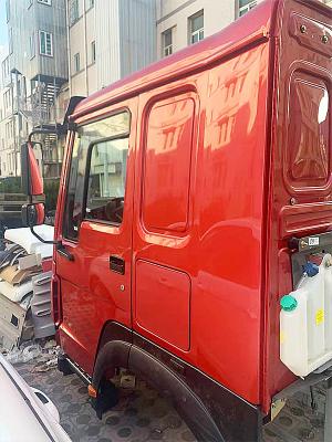 Cina 20 metri cubi camion di scarico HOWO 6X4 camion di ribaltamento adatto a varie applicazioni in vendita