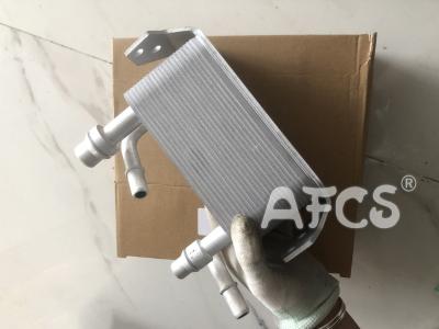 중국 랜드로바 체육 I L320 3.0 Ｄ 4x4를 위한 UBC500101 7H327A095BA 오일쿨러 조립체 판매용