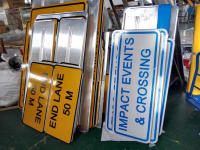 China 交通標識のレトロの反射自己接着テープはカスタマイズした for sale