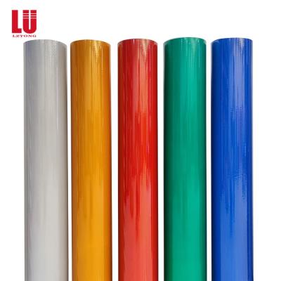 China Long Lifespan Roadway Safety High Intensity Grade Reflective Sheeting 10 Years for sale