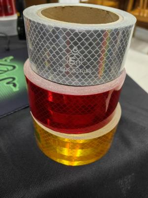 China ECE104R Metallized Yellow Color E11 Reflective Tape for Truck Safety for sale
