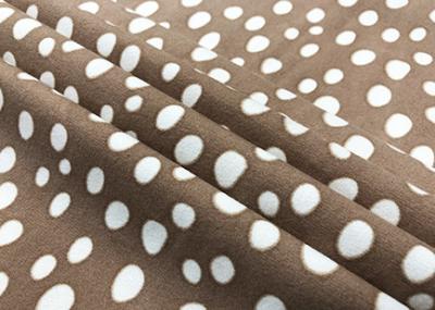 China 140GSM 100 Percenten van het de Stoffenwater van het Polyesterfluweel de Druk voor Bruine Huis Textiel Witte Punten Te koop